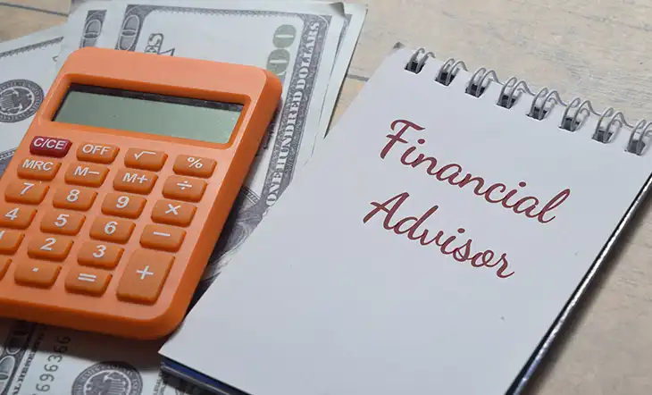 How Do Financial Advisors Help Manage Your Money?